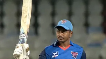 Bezawada Tigers vs Uttarandhra Lions: Dhruva Kumar Reddy's 70 off 56