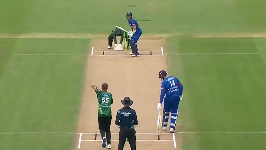 Cole Briggs gives a good start to Aces with 50 off 33