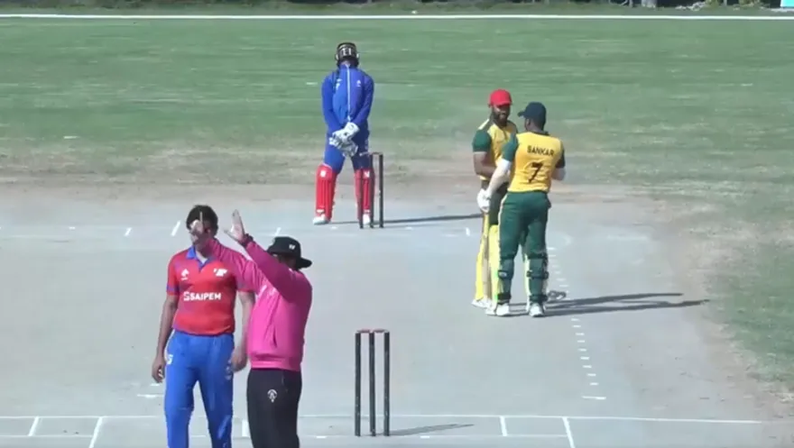 56 off 35! Renil Raj anchors Royal Kings