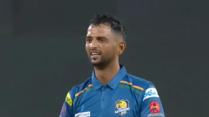 Clinical Vijay Pawale strikes with 3/33