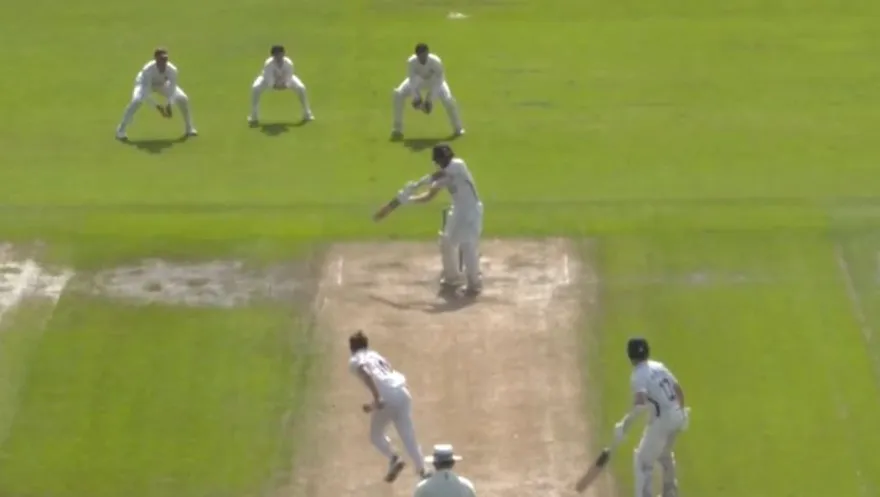 Day 1: Middlesex struggle with bat, put up 132/8