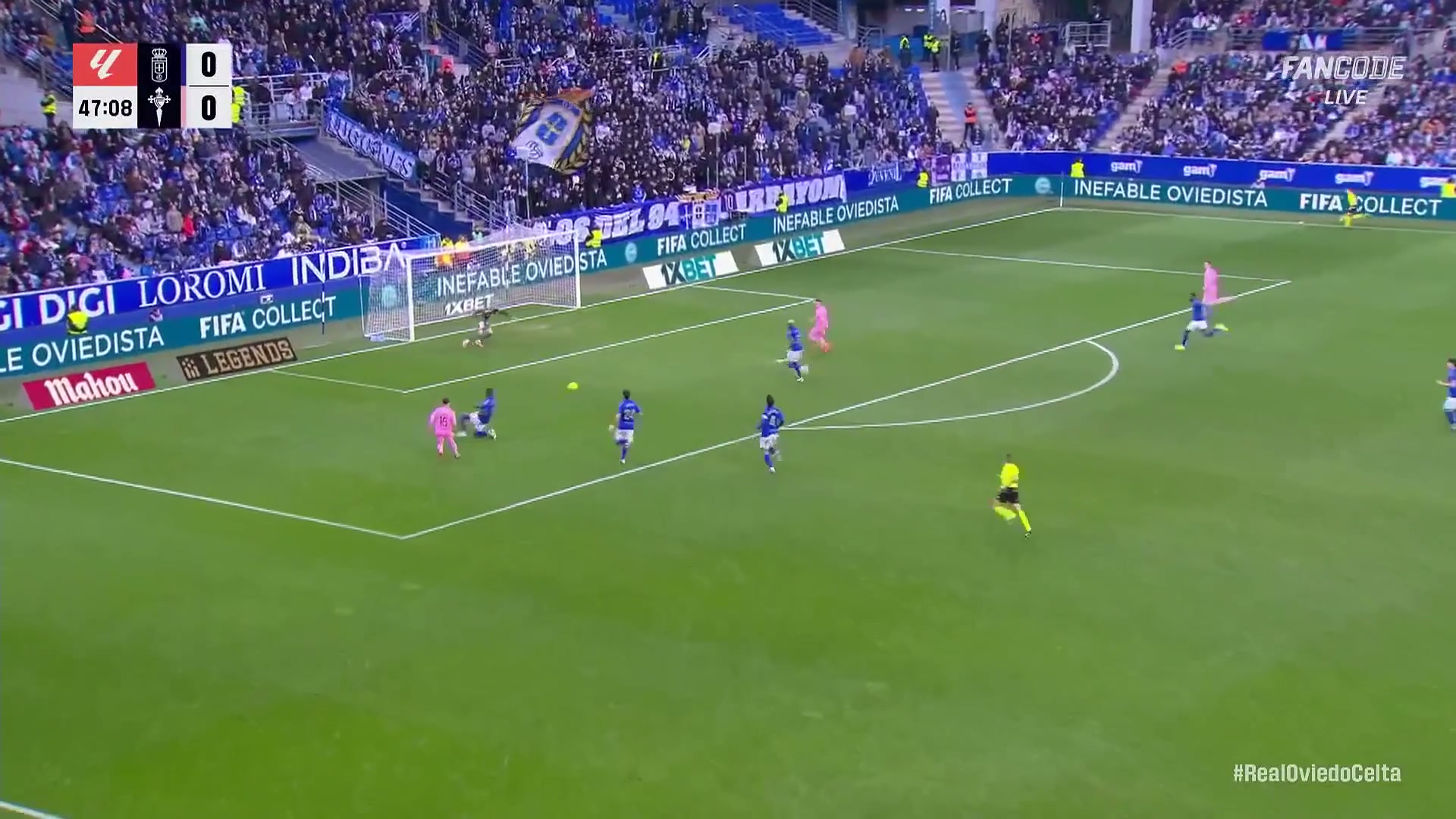 Save! Aaron Escandell's Excellent Reaction Denies RC Celta's Shot On Goal