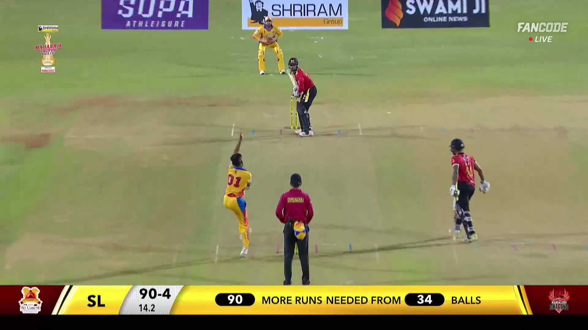 Six! Avinash D Launches A Powerful Shot For A Maximum