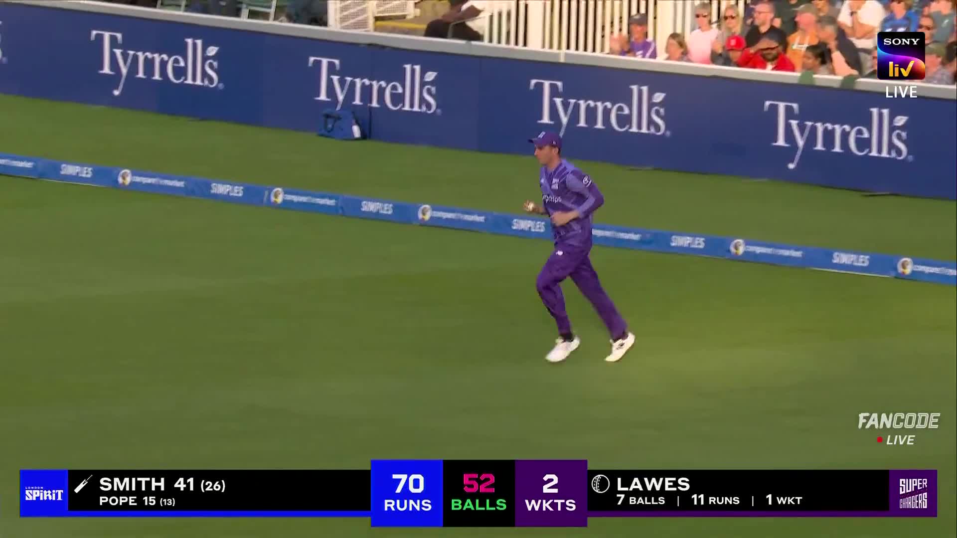 Wicket! Jamie Runs Out Of Luck, Dan Takes A Easy Catch