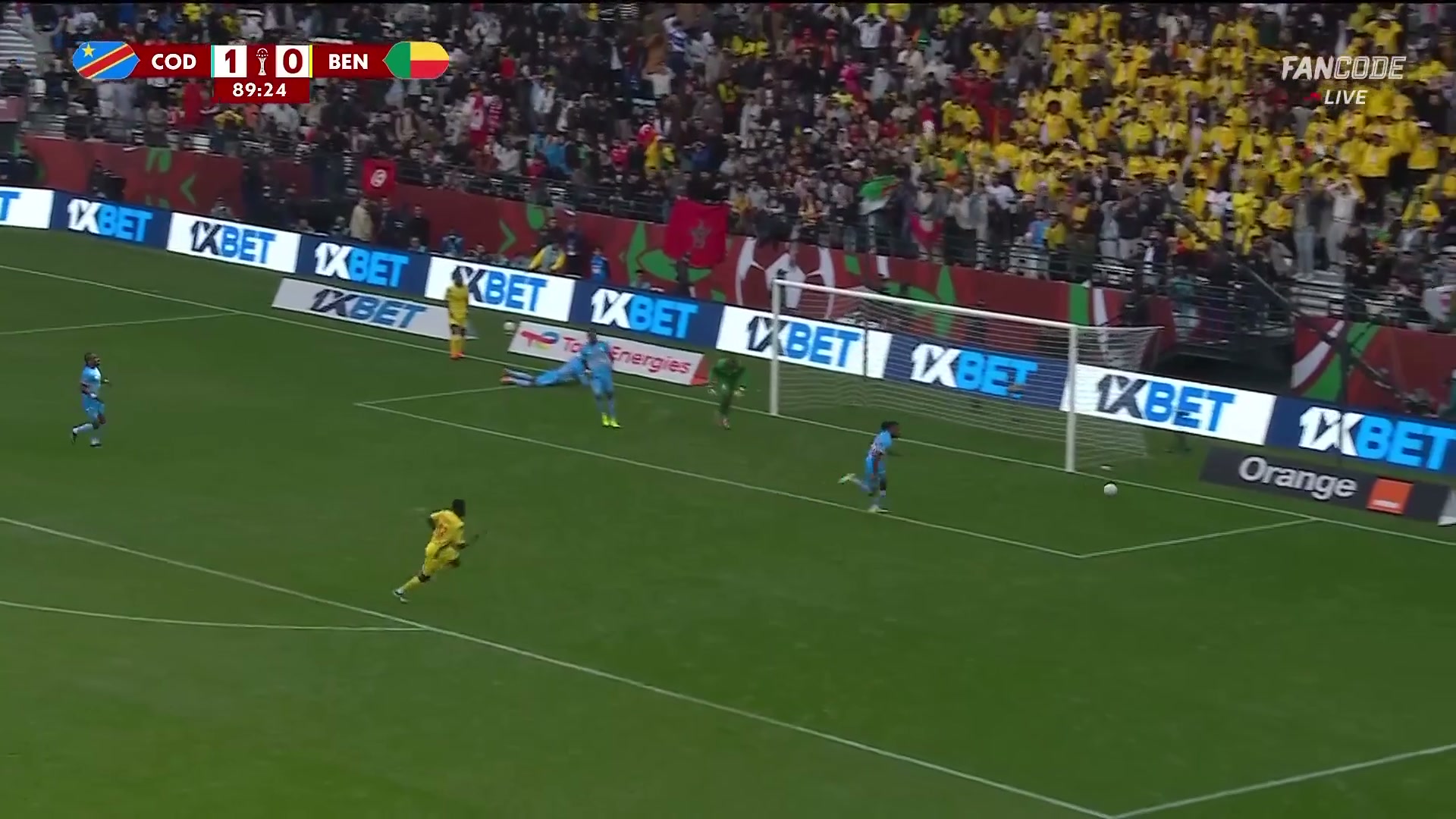 Saved! Lionel Mpasi Holds Firm To Deny Aiyegun Tosin From The Left Side