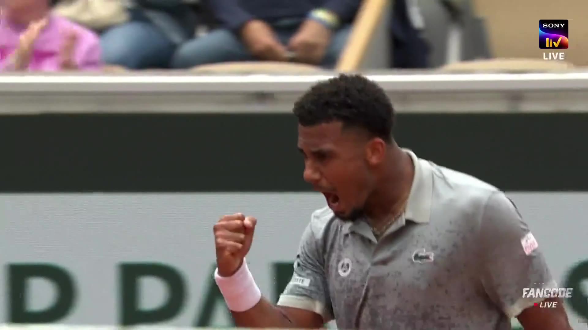 Set Point! Fils Powers Through To Claim The Set