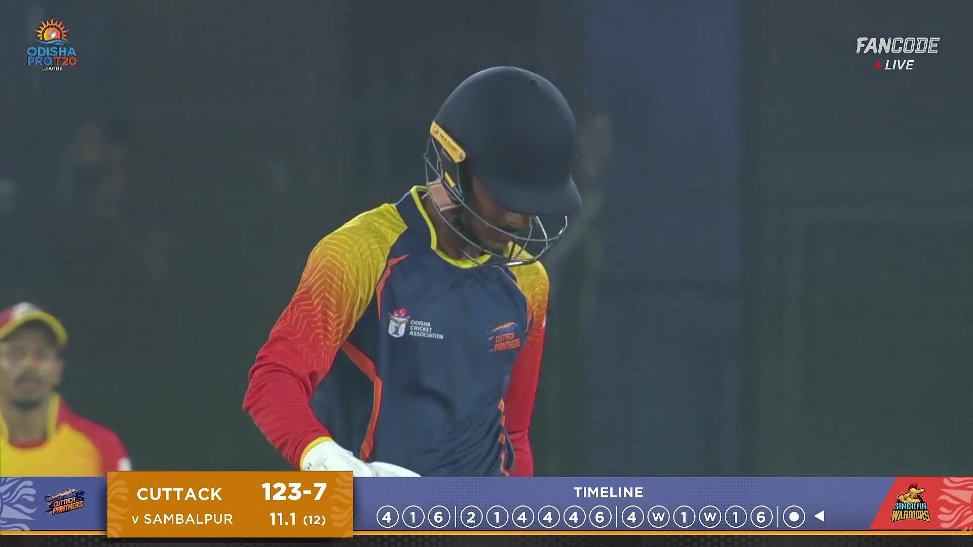 Wicket! Priyanshu Mohantyi Takes A Fine Catch To Get Rid Of Sohail khan