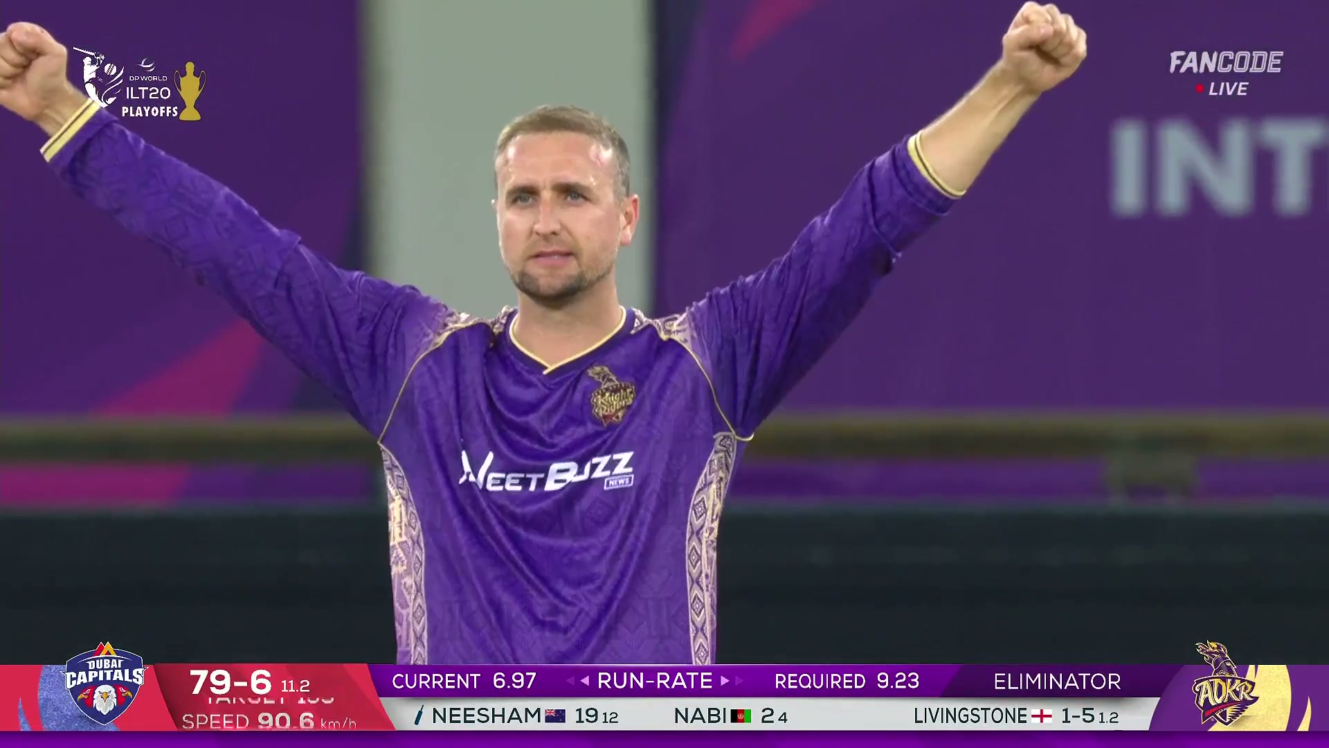 Wicket! Jimmy Neesham Tries To Go Big But Gets Caught At The Ropes