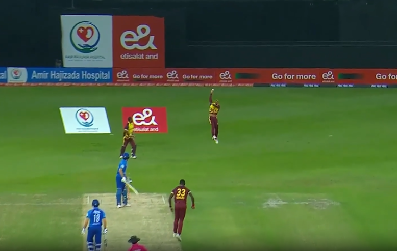 SENSATIONAL! Brandon King snares a blinder